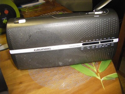 GRUNDIG - transistor Radio Portable Grundig Music 50 - fonctionne parfaitement | eBay
