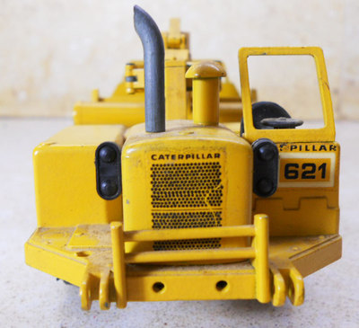 Caterpillar 621 Wheel Tractor Scraper 1/50 NZG #122 cat (27) | eBay