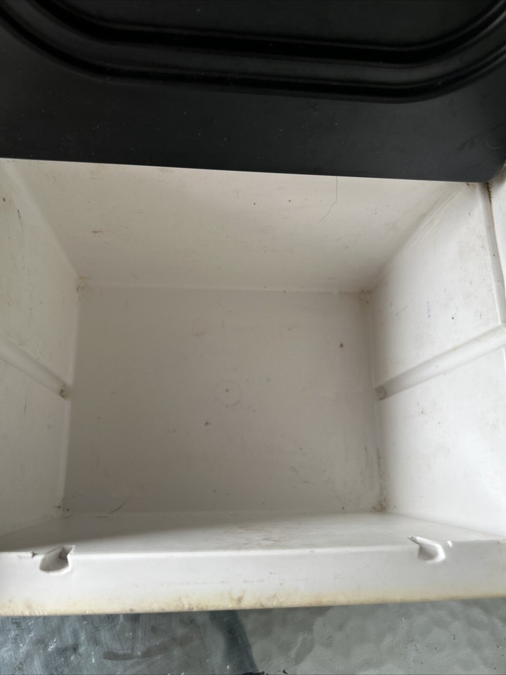 IGLOO Die Hard Battery Cooler 6 Pack Ice Chest Lunch Box | eBay