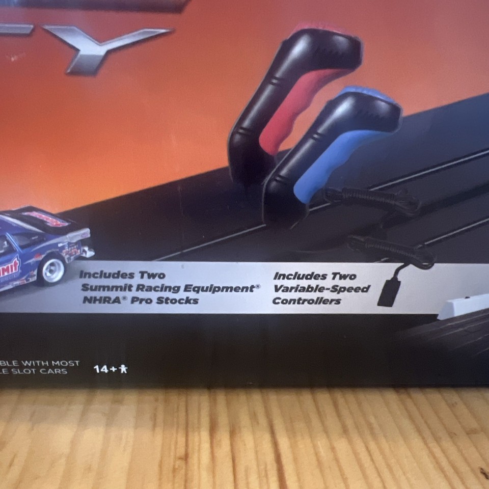 Auto World Summit Racing Pro Racing Dragstrip Electric Slot Car Track ...