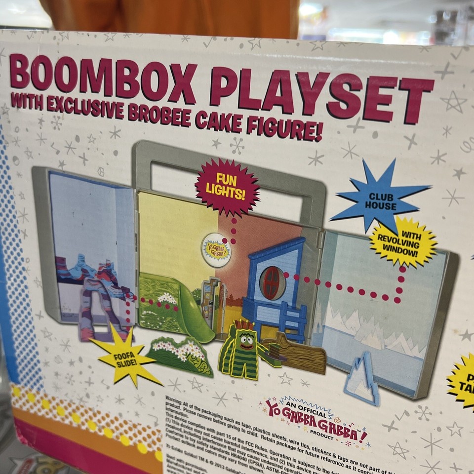 2013 YO GABBA GABBA Playset Boombox Sound & Exclusive Brobee Cake ...