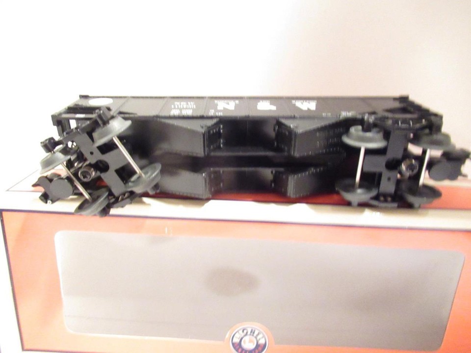 LIONEL TRAINS - 82411 NORFOLK & WESTERN HOPPER CAR D/C TRUCKS- 0/027 ...