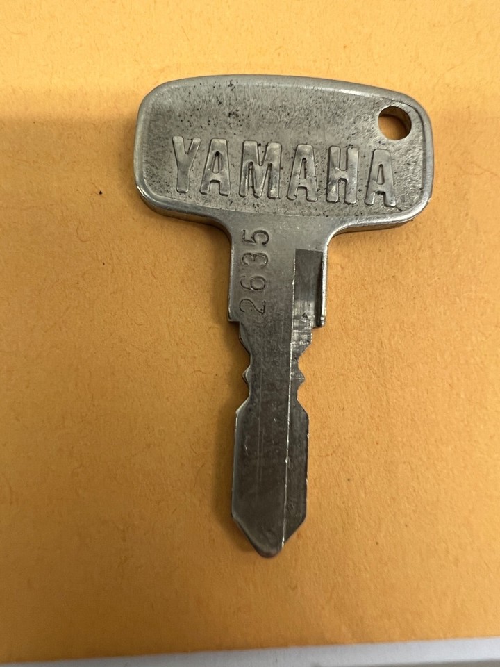 NOS YAMAHA MOTORCYCLE KEY GENUINE JAPAN ORIGINAL OEM PRE CUT # 2635 | eBay
