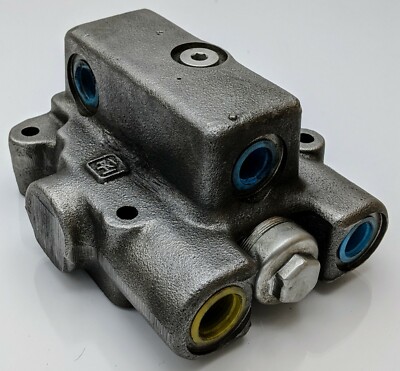 2343270 Auxiliary Hydraulic Valve fits Clark Forklift SK-06200902TB | eBay