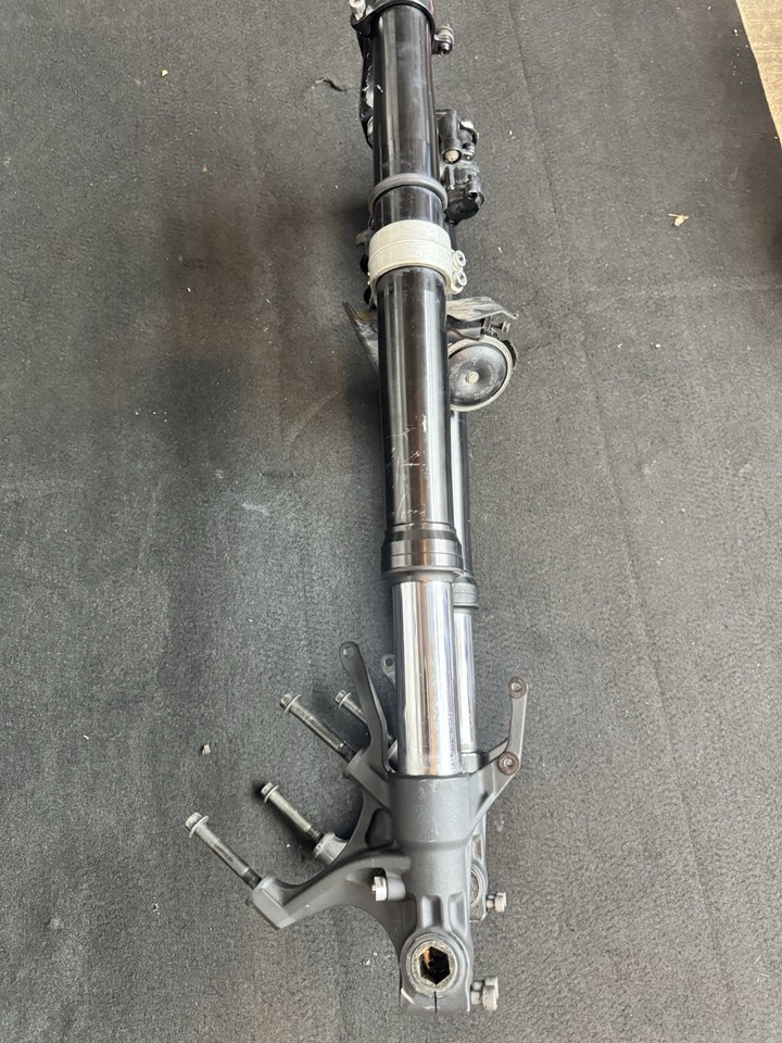 04-06 YAMAHA YZF R1 FRONT FORK SET Triple Tree 04 05 06 | eBay