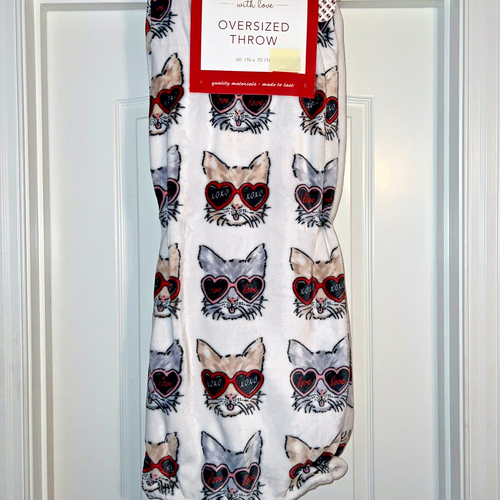 NWT Envogue Valentine's Day Kitty Cat Sunglasses Hearts Throw Blanket ...