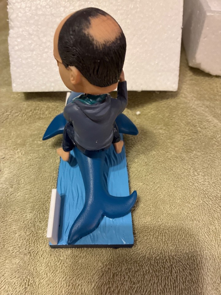 SEINFELD GEORGE COSTANZA MARINE BIOLOGIST BOBBLEHEAD WHALE BROOKLYN ...