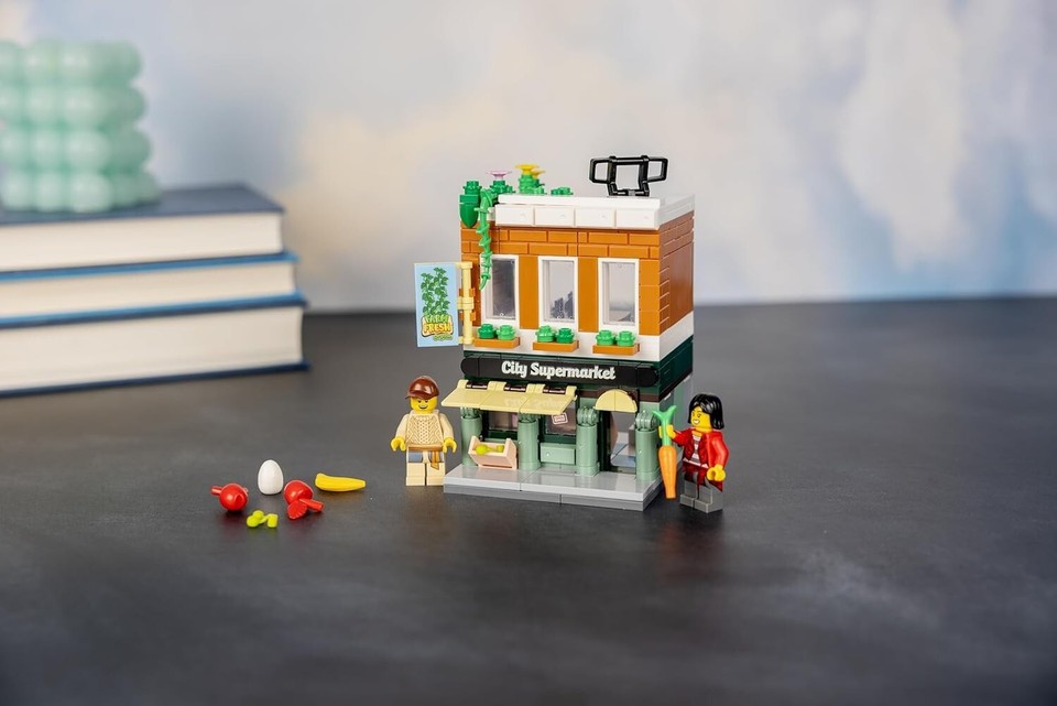 Brick Loot Mini City Street Set 253pcs – Storefront Kit Fits Lego ...