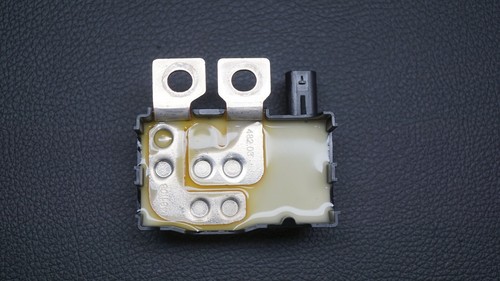 GENUINE MERCEDES BENZ FUSE BOX RELAY MODULE REGULATOR A0009822223 ...