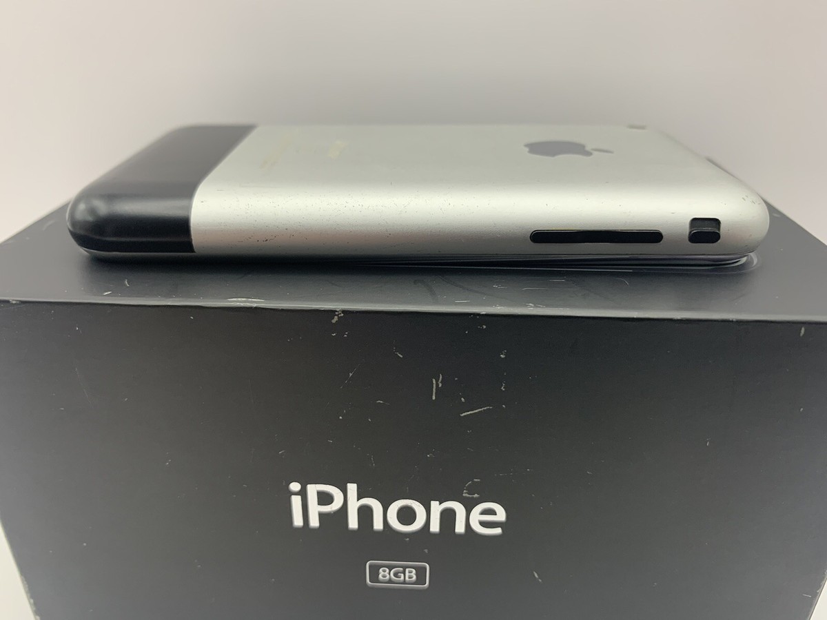 Old Stock Apple Iphone 2g 8gb 1st Generation 2007 Model IPhone 1 In