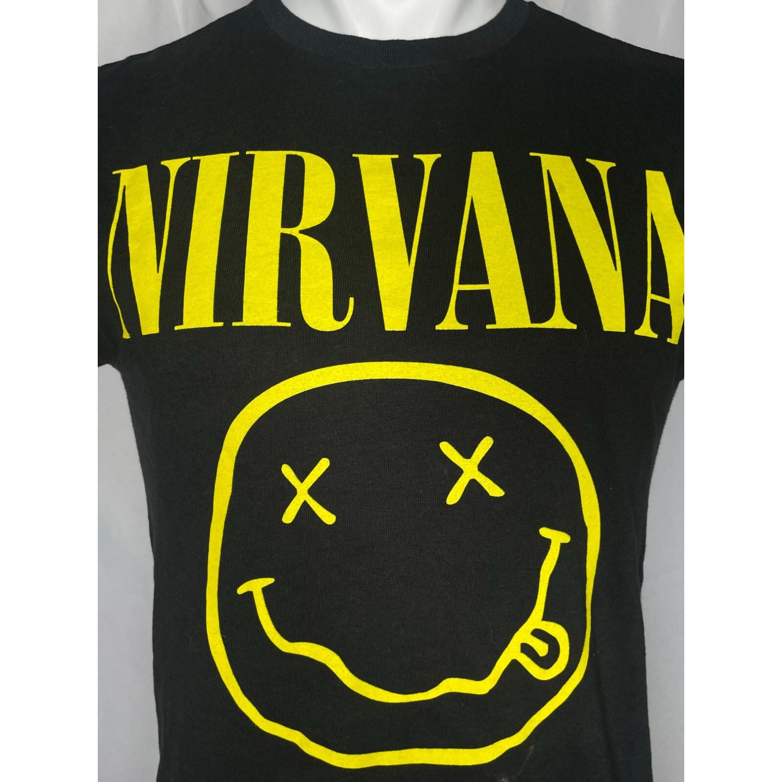NIRVANA 90's Smiley Face Logo Nevermind Black T-Shirt… - Gem