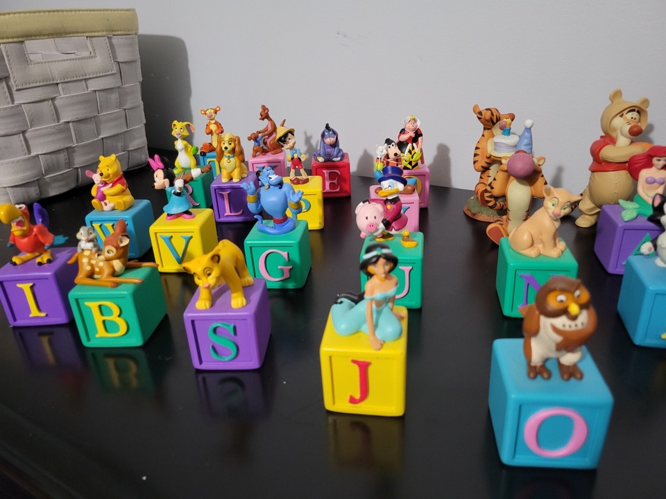 Disney Character Figurines (All Ceramic / Authentic ) | eBay