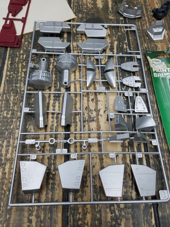 1985 Revell - Robotech Defenders Decimax Model Kit 1/48th Scale | eBay