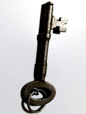 17th-19th Century Castle/Jail/Church Key #2 - Gray/Black - 2.75" x .75 ...