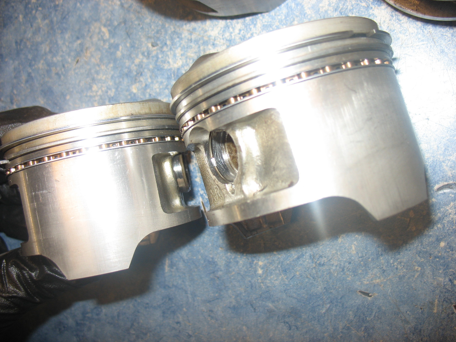 PISTONS 1984 HONDA VF700F INTERCEPTOR VF700 700 84 | eBay