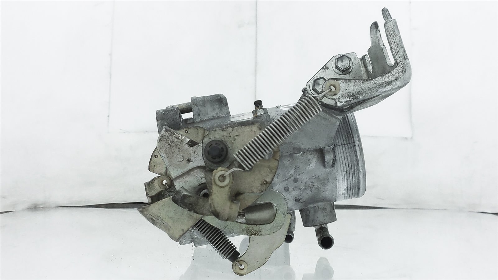 96-97 Lexus Ls400 Throttle Valve Body Tps Sensor 2203050080 *W/Traction ...