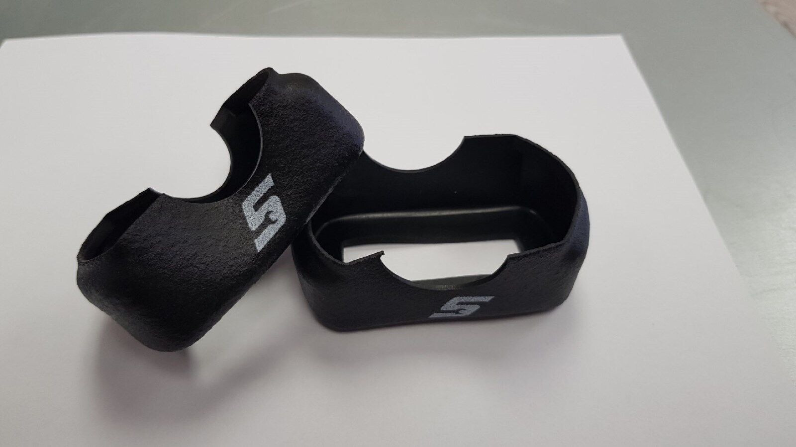 Quantity 2 New Stunning BLACK Snap On Protective Boot Cover CT761 ...