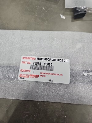 TOYOTA HIGHLANDER CENTER RIGHT SIDE ROOF WEATHERSTRIP DRIP MOLDING OEM ...