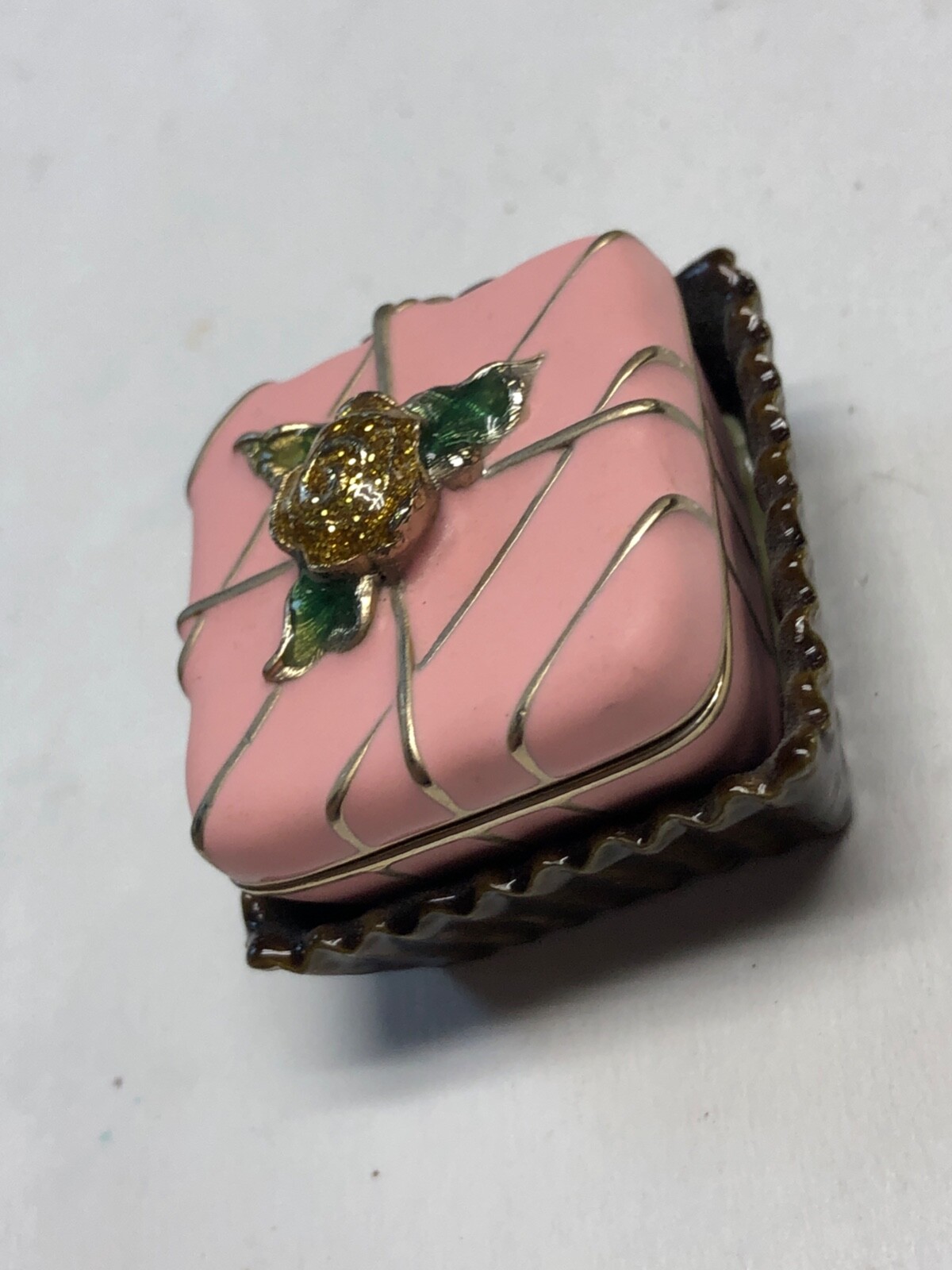 MONET PINK CUPCAKE CHOCOLATE CANDY ROSE ENAMELED TRINKET BOX BROWN ...