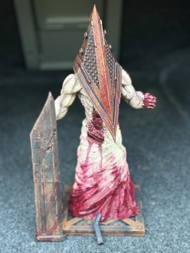 Pyramid Head Action Figure Silent Hill Horror Statue Model | eBay