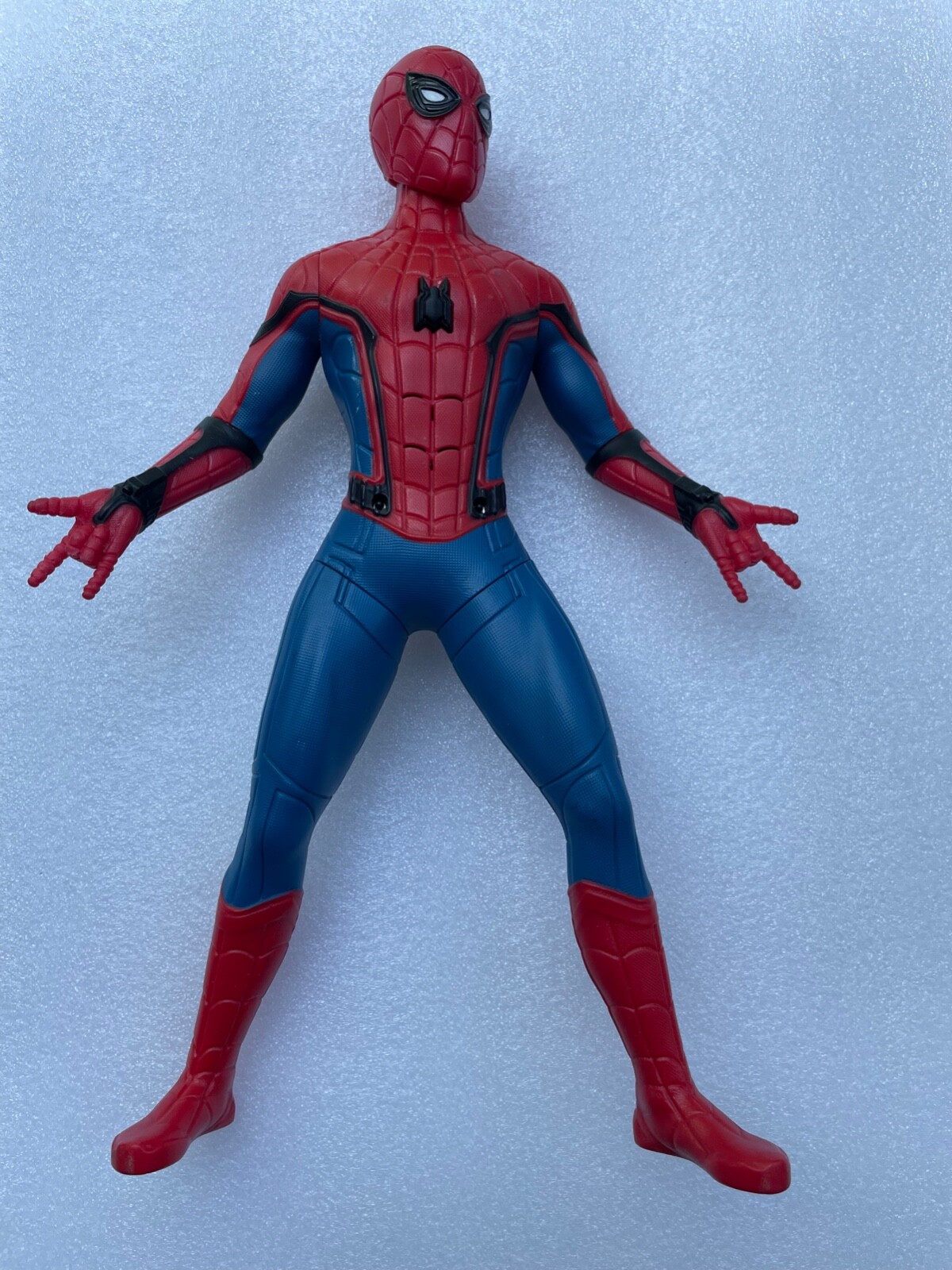 TALKING! Spider-Man: 'Far from Home' Deluxe 13-Inch Marvel Figure ...