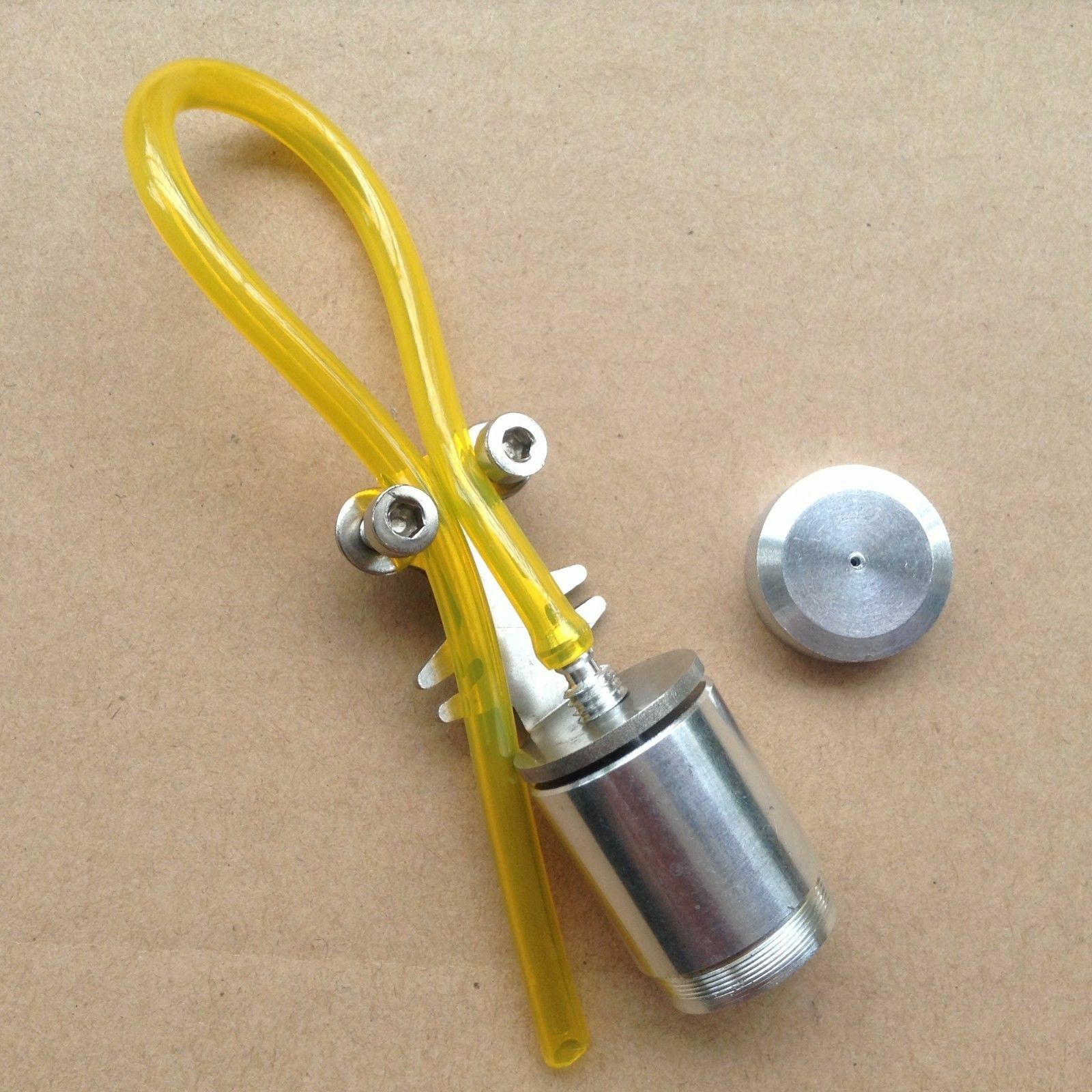 1 Set Aluminum Oil Cup / Lubricant Container with Stainless Steel ...