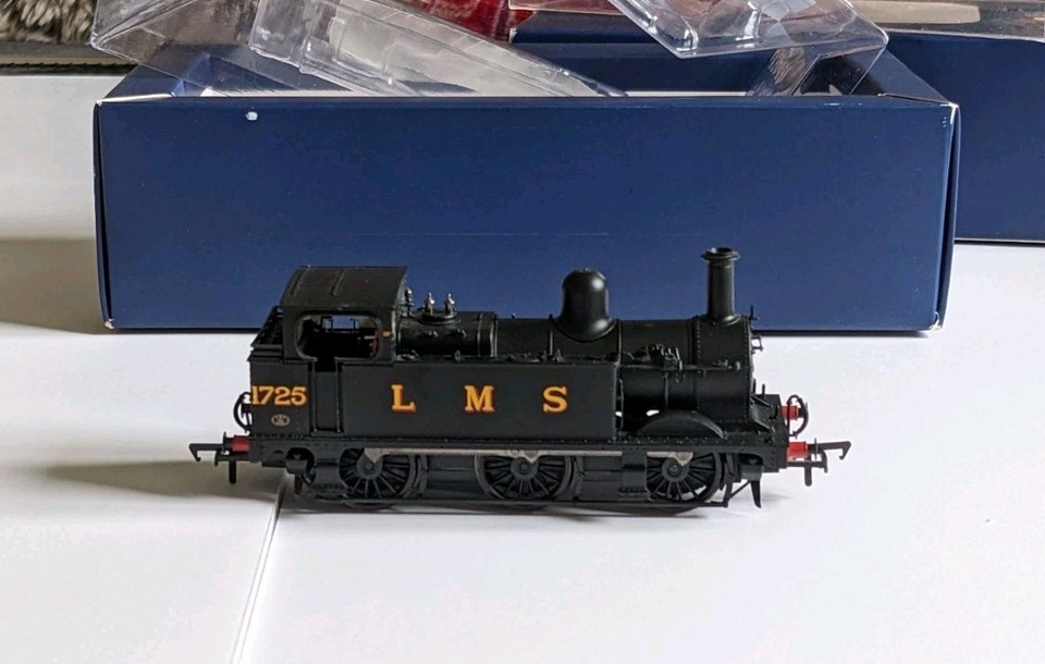 Bachmann 31-430 Midland Class 1F 0-6-0 DCC Ready LMS Black OO Gauge ...