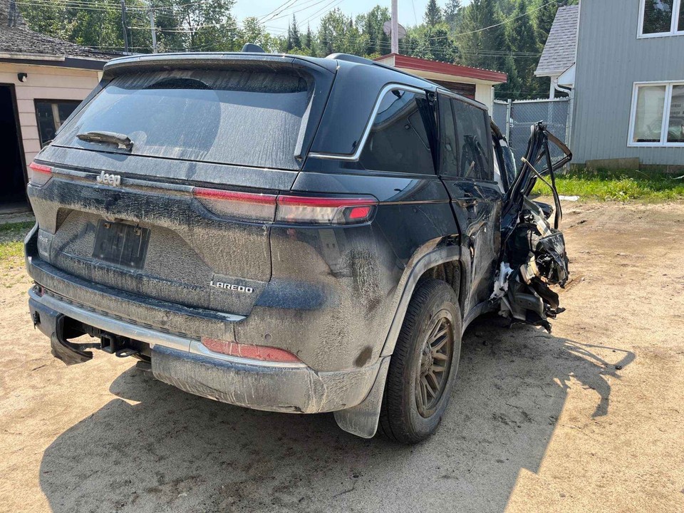 Used Windshield Wiper Motor fits: 2024 Jeep Grand cherokee WL body VIN ...