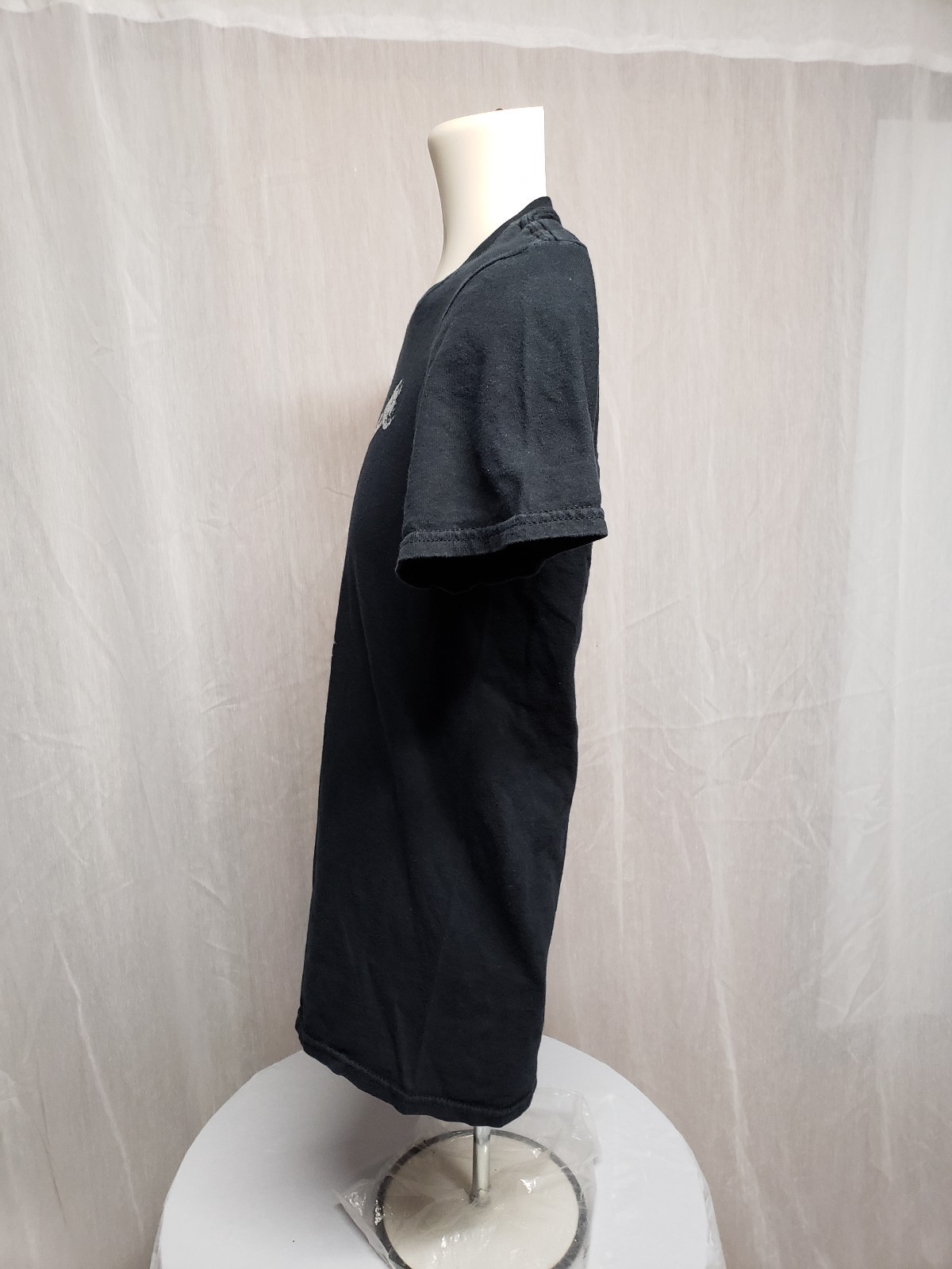 Shonen Jump One Piece Luffy Crossbones Adult Small Bl… - Gem