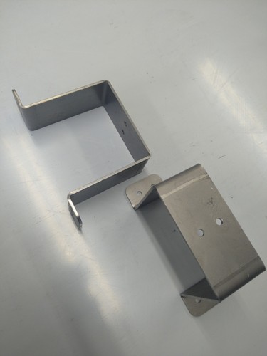 Fence Post to Wall Bracket Wall Band Socket Clip Gate Post | eBay UK