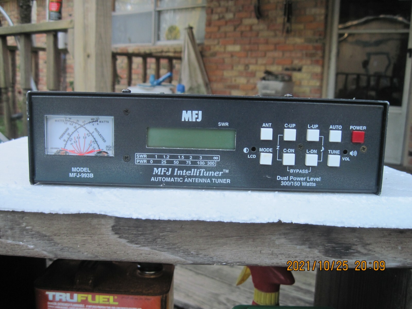 MFJ-993B 300 WATT AUTOMATIC ANTENNA TUNER | Grelly Deutschland