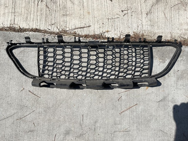 BMW 3 F30 Front M Bumper Center Grille Lower 51118054132 8054132 2015 ...