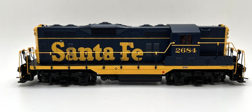 Atlas Classic 8487 HO Santa Fe GP7 Locomotive Road #2684 *DCC Installed ...