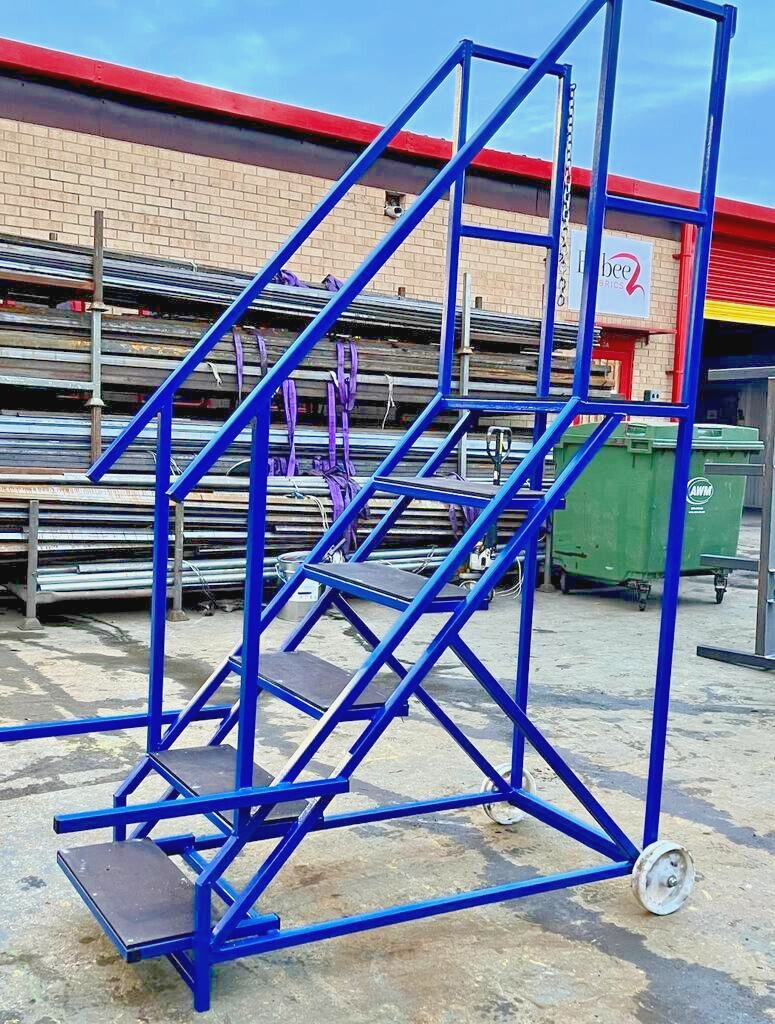 Steel Mobile Rolling Stairs with Phenolic Non-Slip Treads, Platform ...