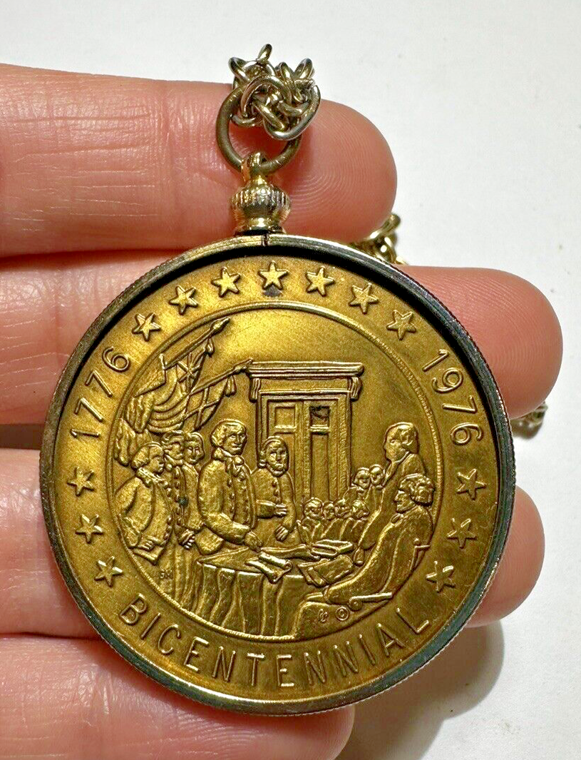 Vintage 1776-1976 Bicentennial Coin Medallion '200 Years of Freedom ...