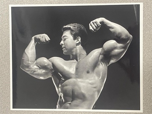 Bodybuilder LARRY SCOTT muscle photo | eBay