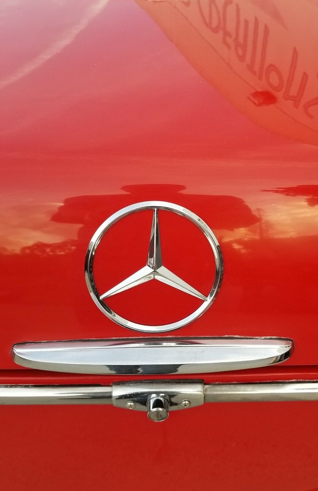 OEM/NEW & GENUINE Mercedes-Benz AMG Fuse & Relay Box 1665409315 ENG ...