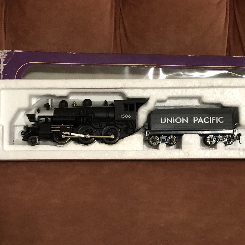IHC HO M557 Steam Loco 2-6-0 Mogul Union Pacific. New | eBay