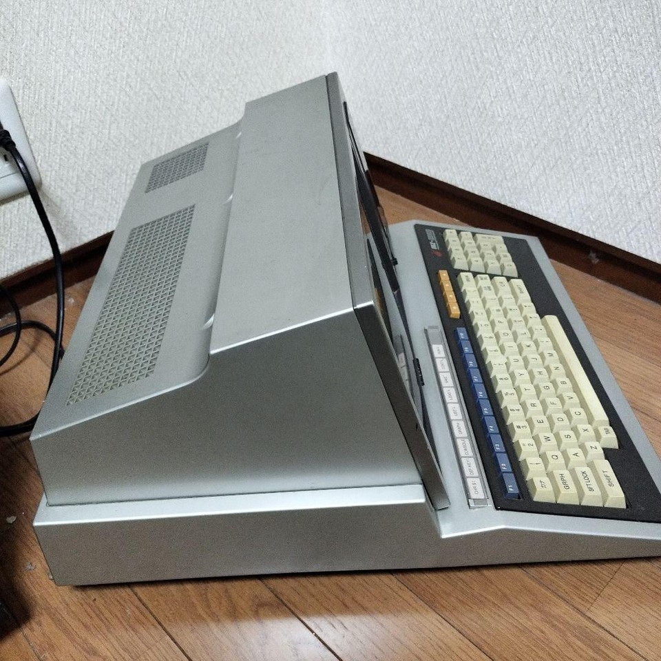 SHARP MZ-2000 Vintage Computer Power Not Working As-Is for Parts Japan ...