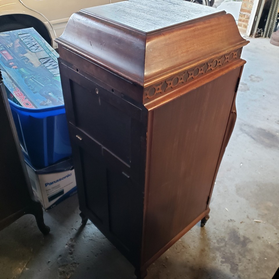 1909 Victor VTLA Victrola Cabinet Phonograph Console - Mechanically ...