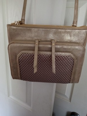 STEVEN Womans small gold crossbody handbag/purse, pockets, honeycomb ...