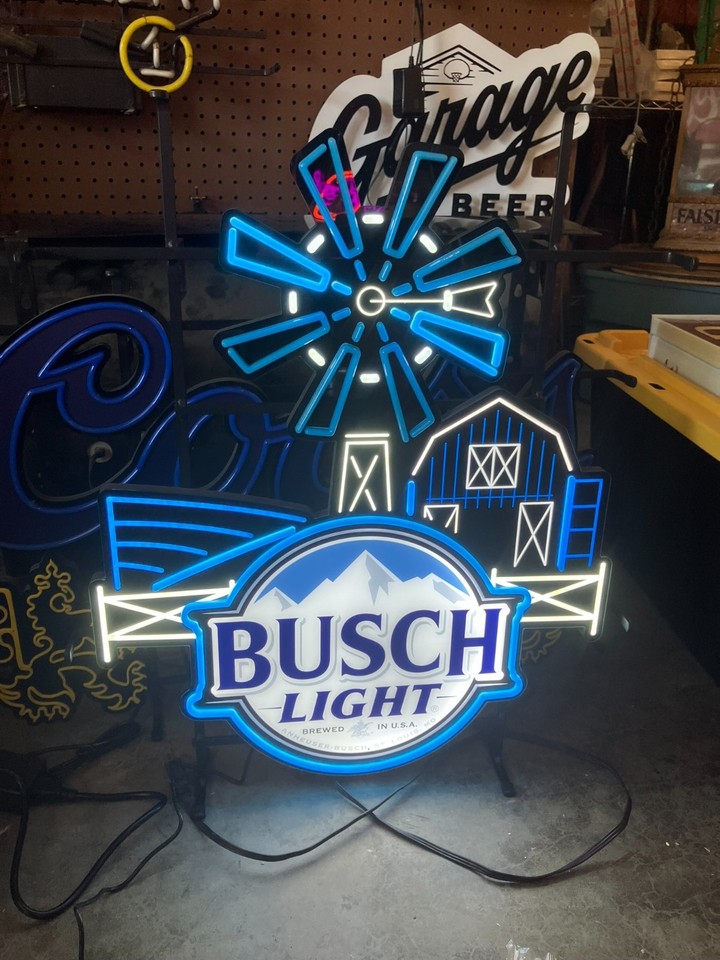 BUSCH LIGHT WINDMILL MOTION LED LIGHTED BEER SIGN 26 X 20! | eBay