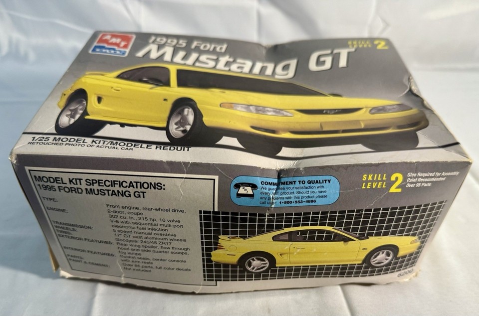 AMT Ertl Kit #6200 1995 Ford Mustang GT Car Model 1/25 Scale - No ...