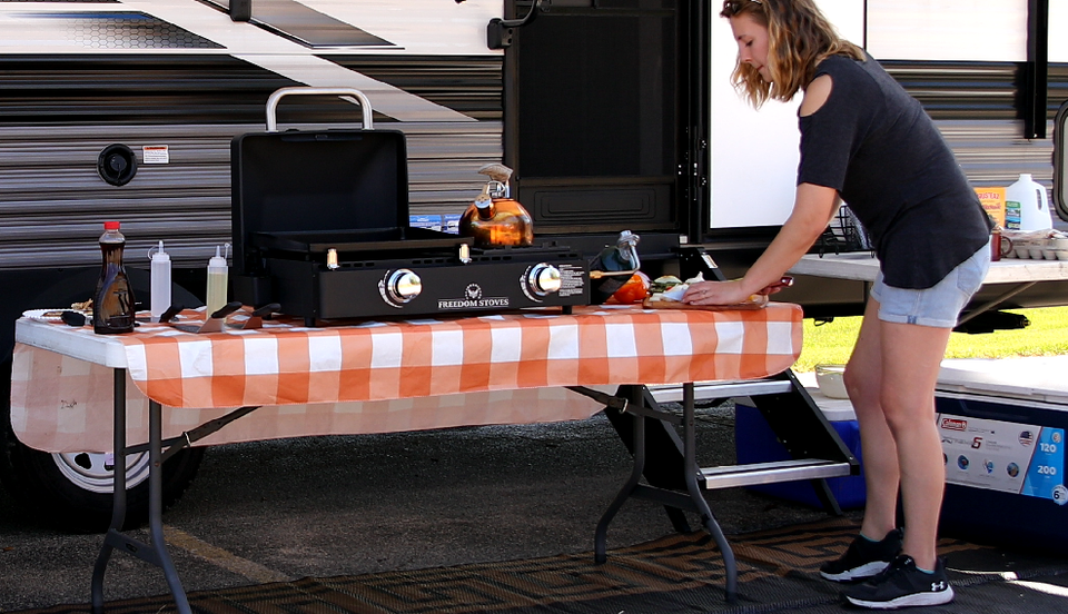 Freedom T5 26,000 BTU Griddle, 2-Burner Flat Top Ceramic Cast Iron W ...