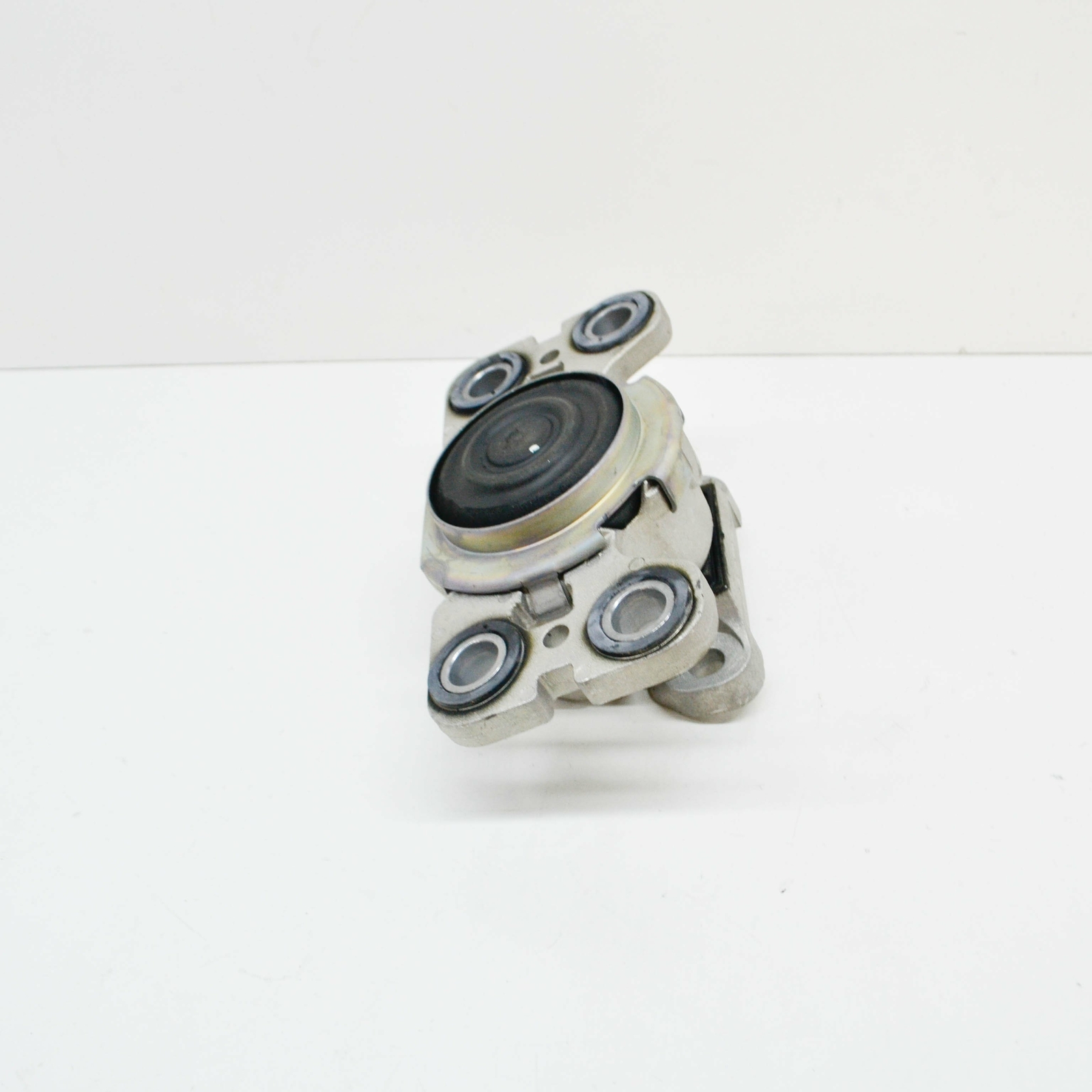 VOLVO XC60 MK1 Left Engine Mounting 31316876 NEW GENUINE | eBay