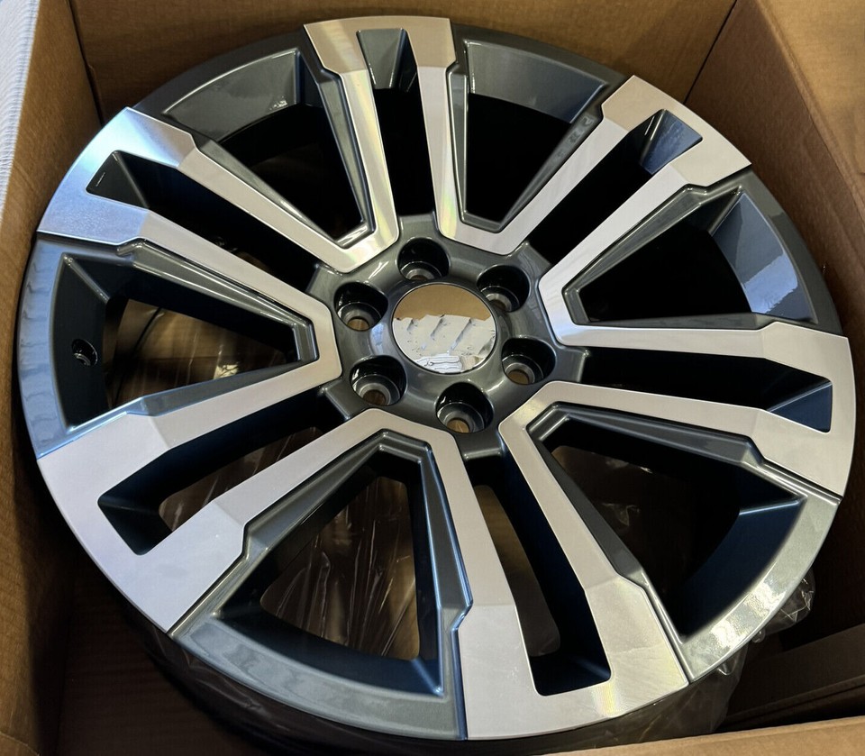 Gunmetal & Machine 22" Denali Split Wheels Blackhawk RT Tires Chevy ...