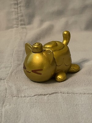 NEW Aphmau Meemoew Exclusive Gold Figure Collection Gold Cinnamon Roll ...