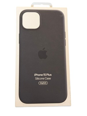 C8. Apple Silicone Case with MagSafe for iPhone 15 Plus - Black ...