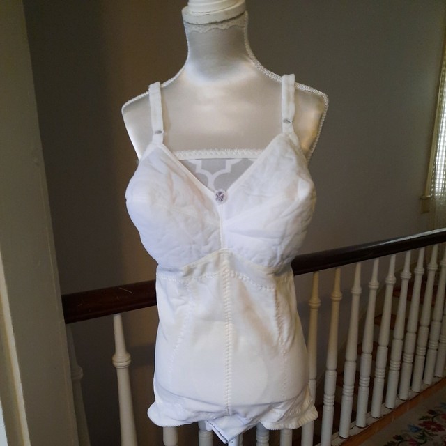 Subtract 2539 Firm Control Body Briefer Weight Losers Shaper Garter ...