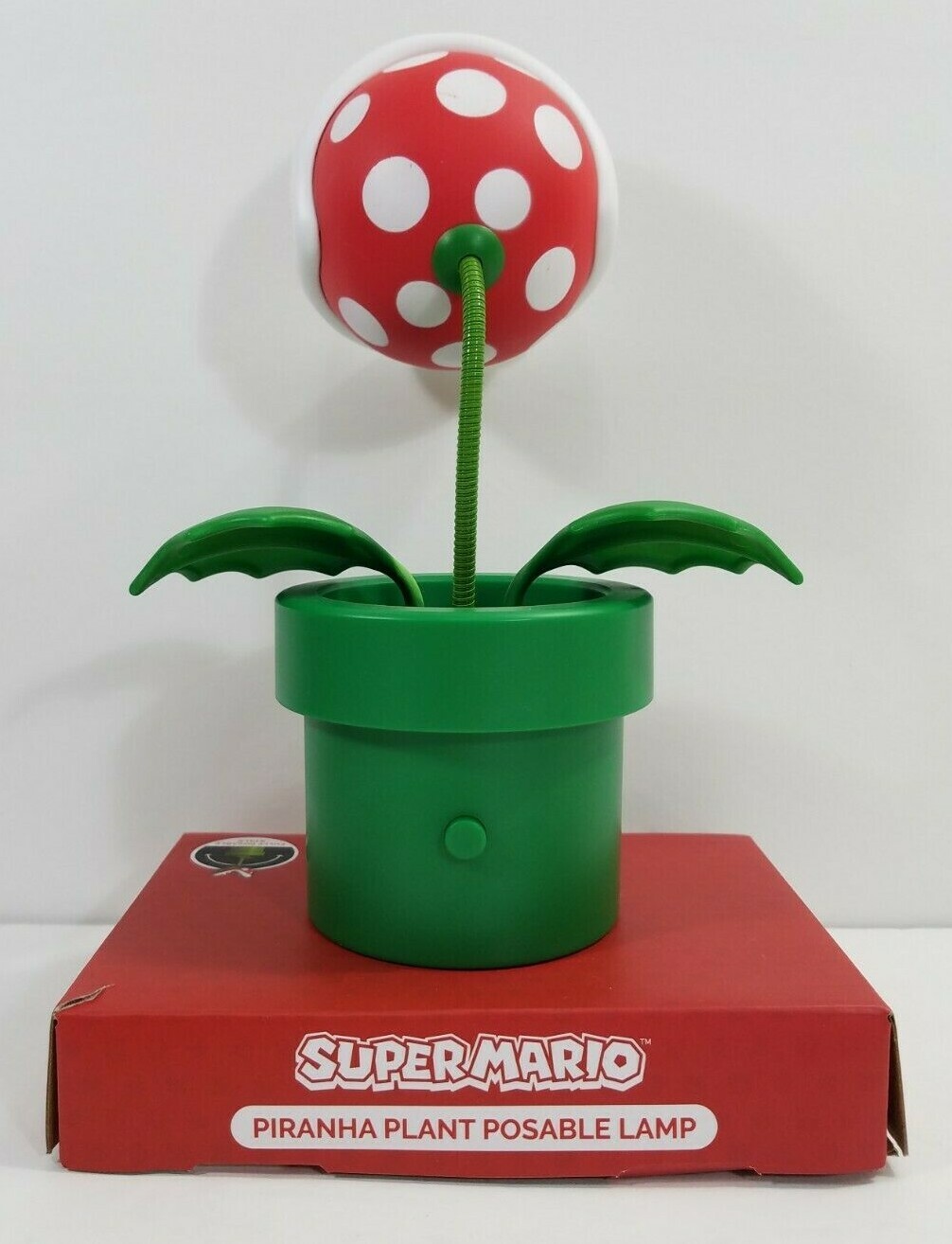Piranha Plant Super Mario Paladone Nintendo Posable LED kid's desk lamp ...